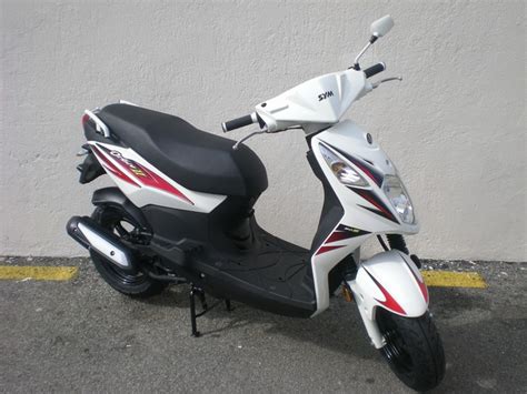 SYM ORBIT II 50 série spéciale Cycles Soiteur Lorient SYM BENELLI