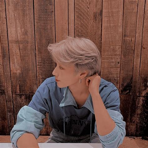 Choi San Ateez Up Hairstyles Dreadlocks Ruffled Ruffle Blouse Hair