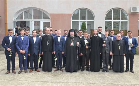 A opta promoție a Liceului Ortodox din Oradea a absolvit studiile PS