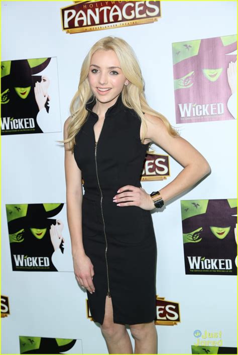 Full Sized Photo Of Ariel Winter Peyton List Kevin Jillian Bennett