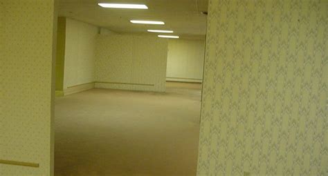 Qué son las Backrooms Las habitaciones secretas de la realidad