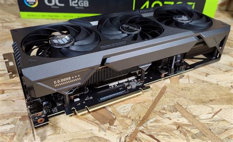 ASUS TUF Gaming GeForce RTX 4070 Ti 12GB GDDR6X OC Edition Review Geeks3D