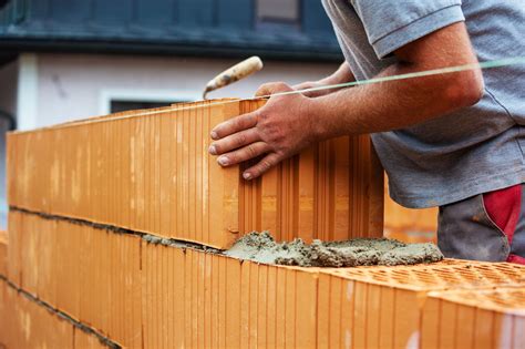 Conheça os Materiais Básicos Para Construir Uma Casa