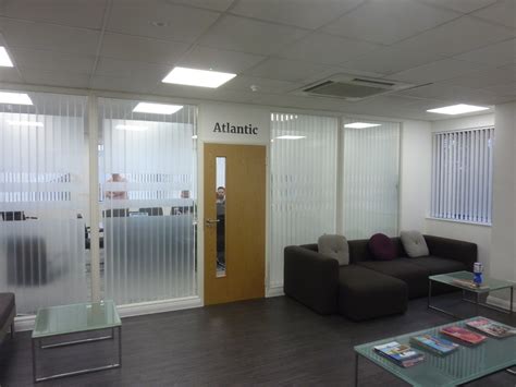 20 Office Breakout Room Ideas For Your Workspace Artofit