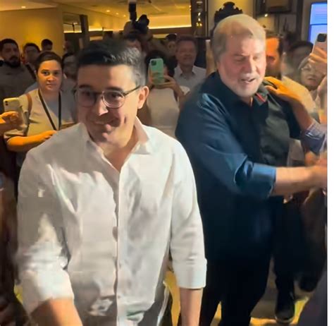 Victor Marques Chega No Evento Para Ser Oficialmente Apresentado Como