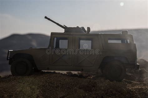 473 Vehículo Militar Hummer Fotos Libres de Derechos y Gratuitas de