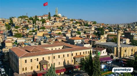 27 Nerenin Plakası Gezmeliyiz