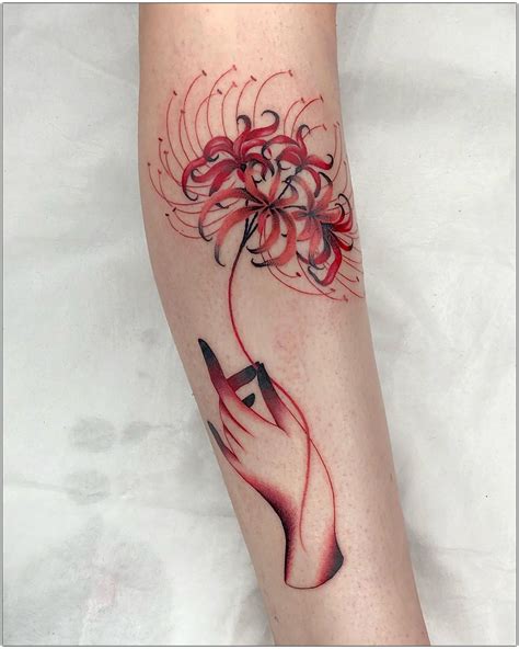 Spider Lily Tattoos History Meanings Designs Tiger Lily Tattoos