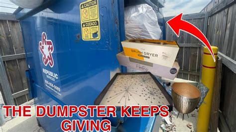 Dumpster Diving Store Threw Away So Much Stuff Youtube