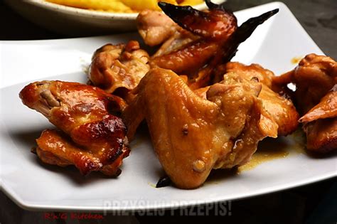 Pieczone skrzydełka kurczaka w słodkiej marynacie przepis