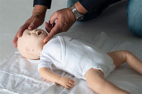 Cursus Reanimatie Baby En Kind ERC NRR Bij Merkala Opleidingen Leer