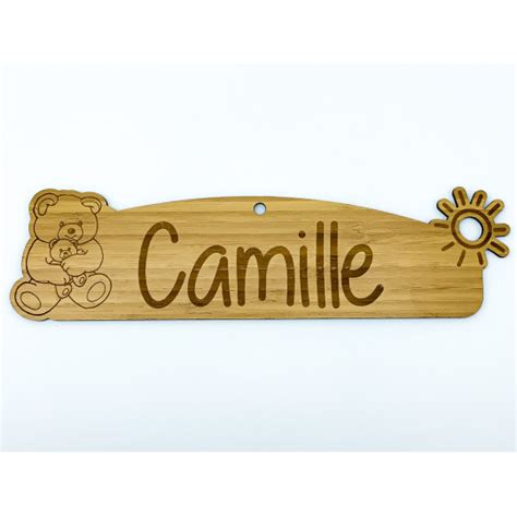 Plaque de porte en bambou motif ourson personnalisée au prénom