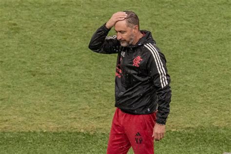Vítor Pereira e as possibilidades de reinvenção do Flamengo sem