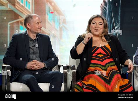 Dan Peirson Left And Supernanny Jo Frost Speak At The Lifetime S