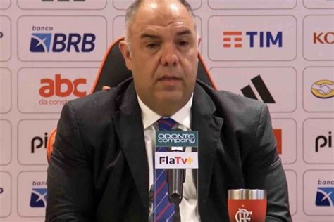 Marcos Braz agride torcedor do Flamengo em shopping veja o vídeo