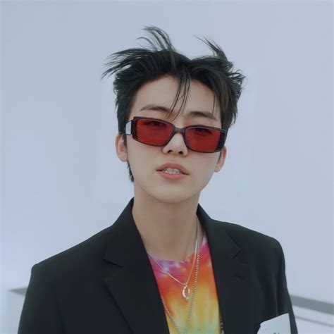 NCT DREAM 엔시티 드림 Hello Future MV Square Sunglasses Men Sunglasses