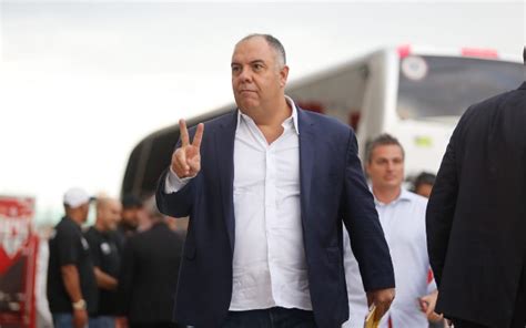 Agora é oficial Flamengo contrata seu quarto reforço