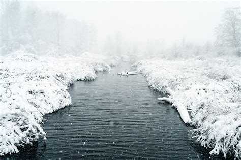 Baggrunde vinter flod vand Skov sne natur landskab tåge is