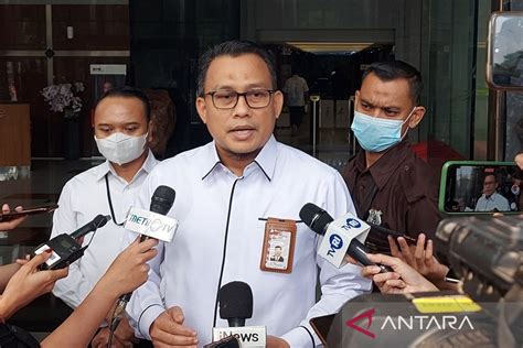 Tersangka Korupsi Tukin Kementerian ESDM Penuhi Panggilan KPK ANTARA News