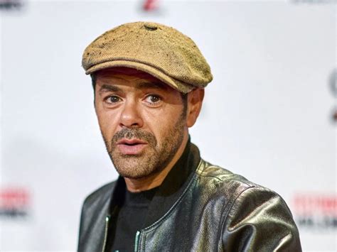 Elle est bête la question Jamel Debbouze atomise un journaliste en