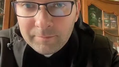 Ks Piotr Jarosiewicz o związku pozamałżeńskim Rzeczywiście ksiądz nie