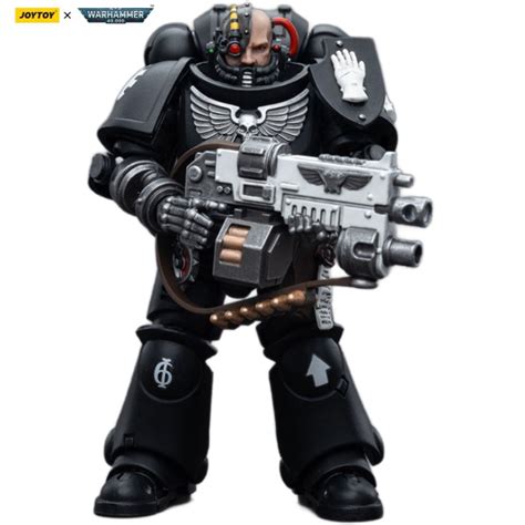 Подвижная фигурка JOYTOY Warhammer 40K 1 18 Железные руки Ирона Отца