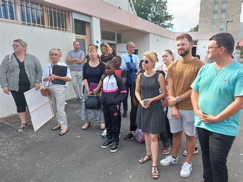 Montceau L école du Plessis baptisée Joséphine Baker une femme