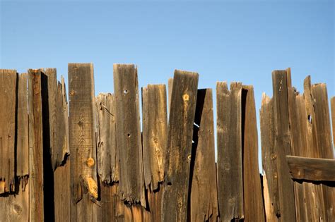 When Should I Repair My Wood Fence Hercules Fence Richmond