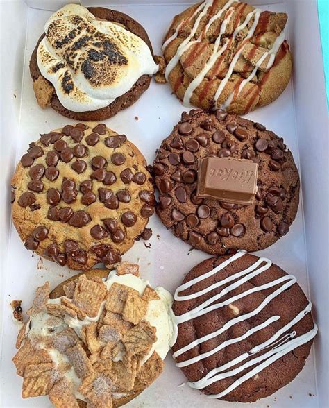 Pin By Elizabeth Dear On Food Drink Cafe Food Food Cravings Food