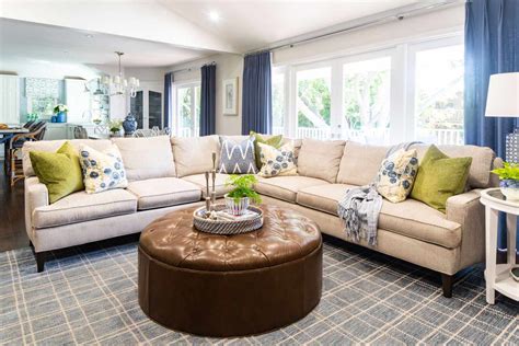 Modern Living Room With Sectional Sofa Baci Living Room