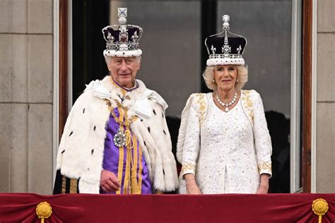 Reino Unido Coroa O Rei Charles Iii Em Um Dia Hist Rico Veja Fotos