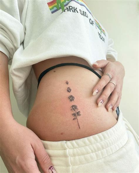 Best Minimalist Simple Hip Tattoos Ideas That Will Blow Your Mind