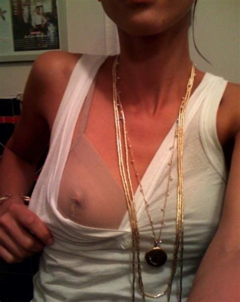 Jessica Alba Naked XXGASM