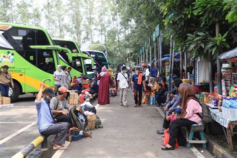 Sambut Libur Nataru Terminal Poris Plawad Kota Tangerang Alami