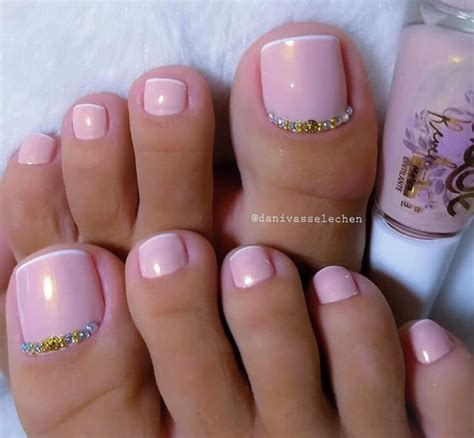 Cor de esmalte para os pés Quais cores usar