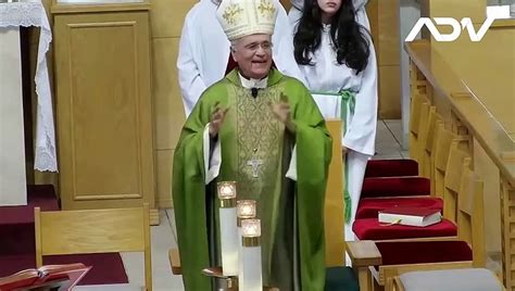 Monseñor Silvio Báez desafió al papa Francisco al pedir libertad y no