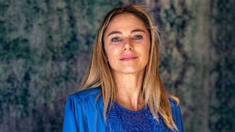 Muere hijo de seis años de la actriz chilena Mariana Derderián durante