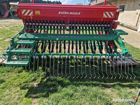 Siewnik zbożowy Agro Masz sr300 Stan idealny 2021r Iłża Sprzedajemy pl