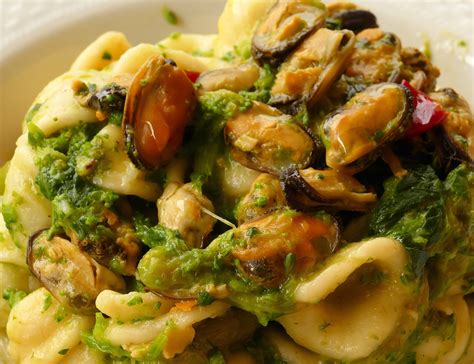 Pasta Con Fagioli E Cozze La Tradizionale Ricetta Napoletana Food Blog