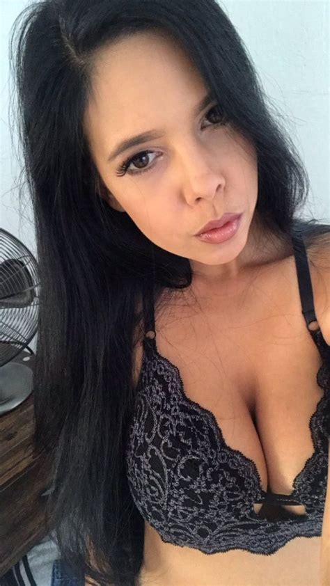 Charlotte Lambert Nude Sexy 42 Photos TheFappening