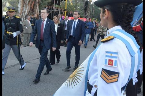 IMÁGENES El gobernador encabezó el acto por el 203 aniversario de la