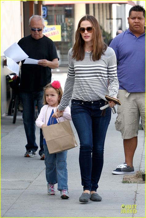 Jennifer Garner Smiles For Allure Magazine September 2013 Photo 2928812 Ben Affleck
