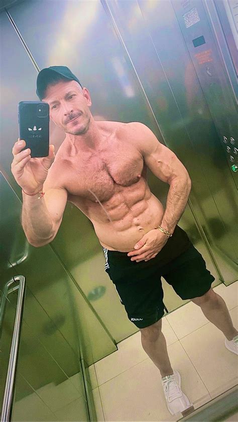 Fit Famous Males On Twitter Jeez Timmyessex1 Is Killing It Https