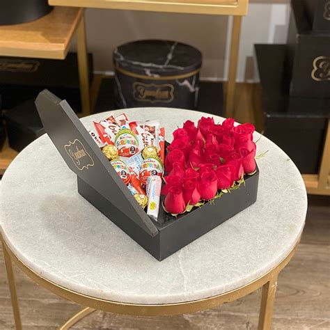 Caja Coraz N Blanca S T Rosas Rojas Garden Yaakun Flores