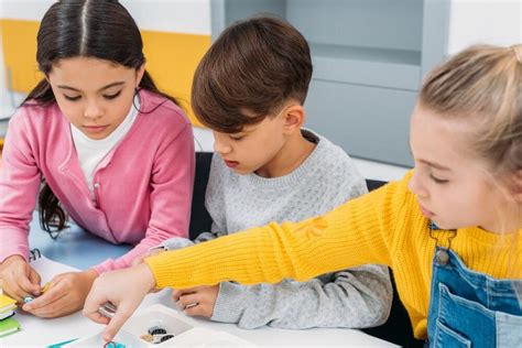 Educação inovadora Professores refletem importância de práticas para