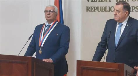 Dodik Ne vidim ništa sporno što je istaknuta zastava RS na sastanku sa