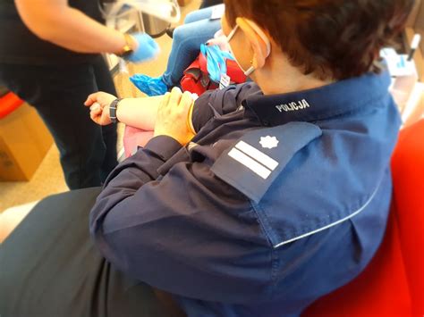 Policjanci I Pracownicy Policji Z Komendy Miejskiej Oddali Krew