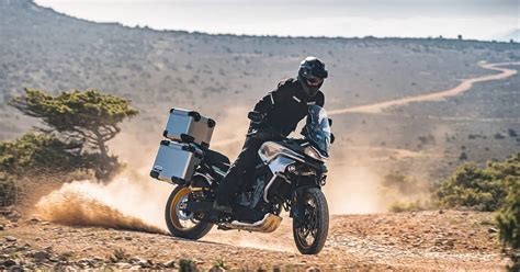Llegó a Argentina la nueva moto 800MT de CFMOTO
