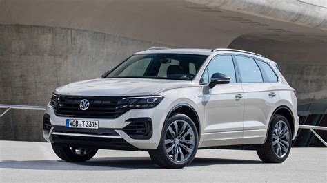 VW Touareg R Officially Announced As Plug In Hybrid Hot SUV