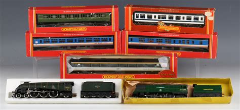 A Collection Of Hornby And Hornby Railways Gauge Oo Items Including A